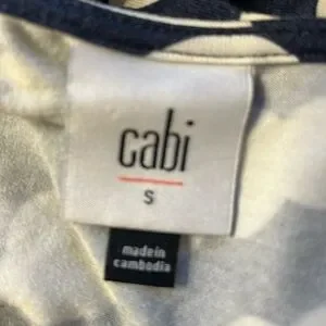 CAbi | Dresses | Cabi 5955 The Perfect Wrap Dress Spring 22 Small Euc ...